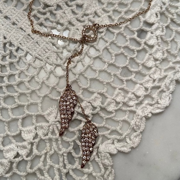 Victoria's Secret | Jewelry | 32 Victorias Secret Limited Edition Gold ...